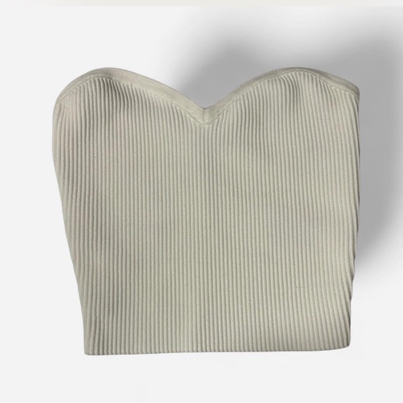 Aritzia | Tops | Babaton By Aritzia Sculpt Knit Sweetheart Tube Top ...